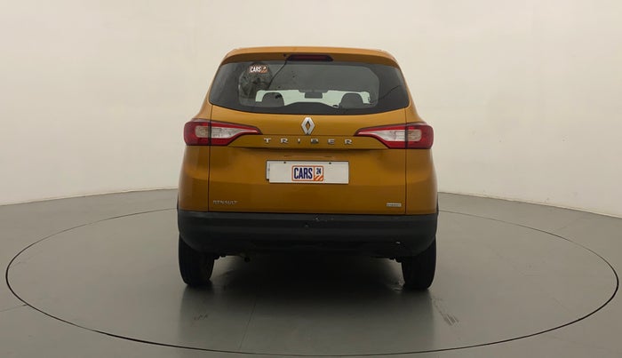 Certified Used 2020 Renault TRIBER RXE MT | 24,117 Kms - CARS24