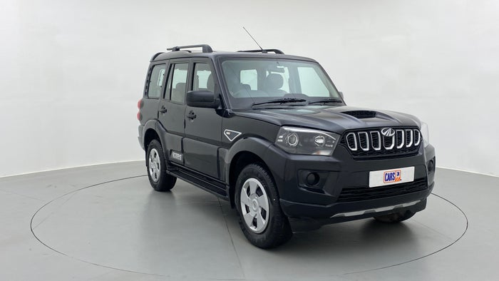 Buy Used 2019 Mahindra Scorpio S7 140 BHP 2WD MANUAL in Chandigarh - CARS24