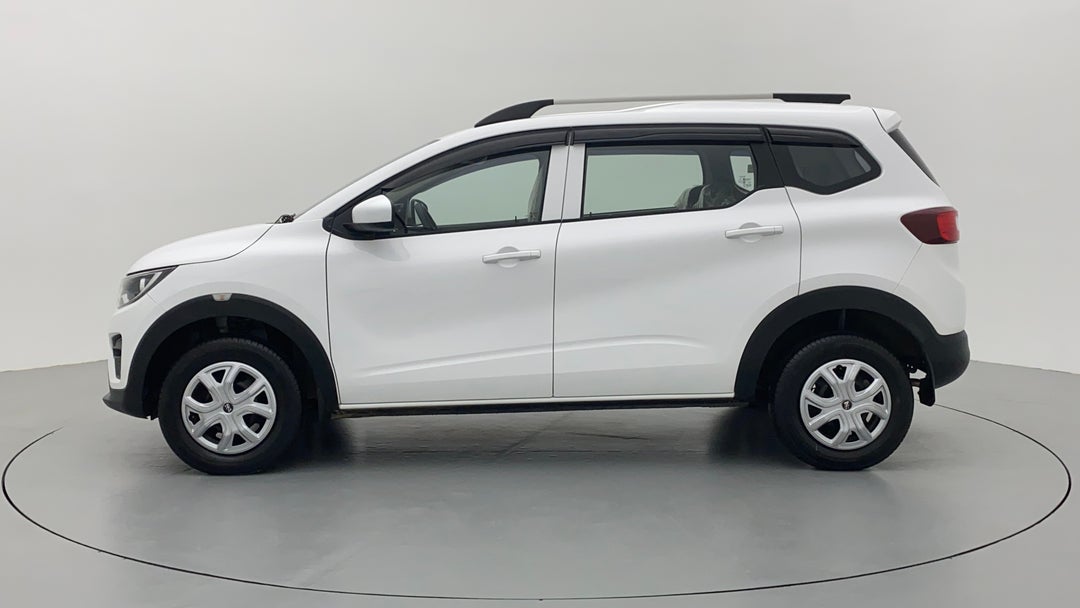 Buy Used 2021 Renault TRIBER RXE MT PETROL in New Delhi - CARS24