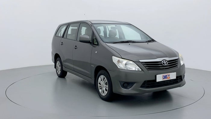 Buy Used 2012 Toyota Innova 2.5 GX 7 STR BS IV MANUAL in Kolkata - CARS24