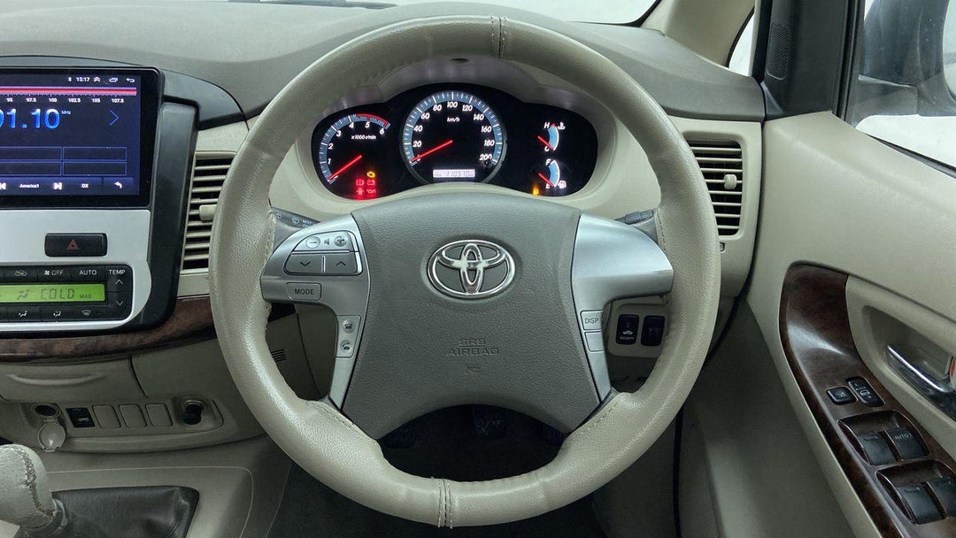 Buy Used Toyota Innova in Noida | CARS24