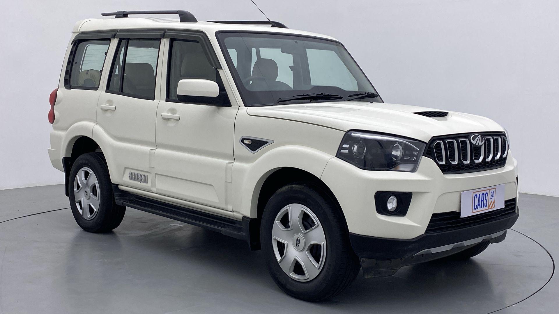 Buy Used 2018 Mahindra Scorpio S7 140 BHP 2WD MANUAL in Ludhiana - CARS24